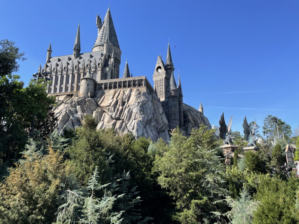Can AAA Save You Money at Universal Studios? - Yeti Travel